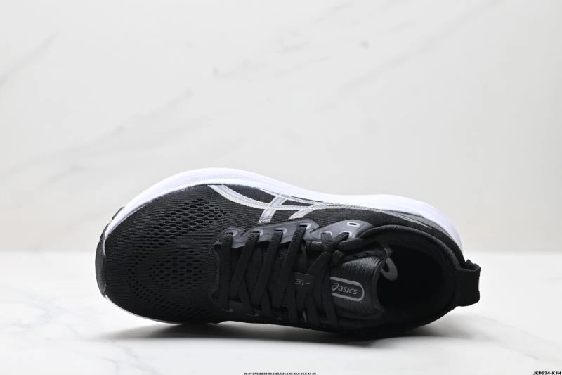 High fidelity Asics Shoes