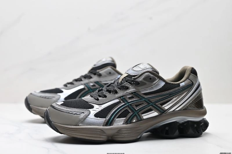 Brand-authenticated Asics Shoes