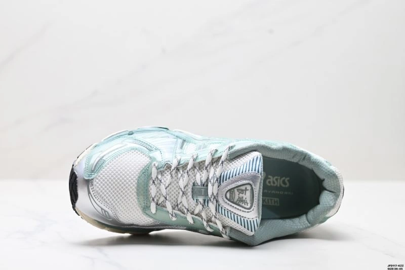 Top mirror Asics Shoes
