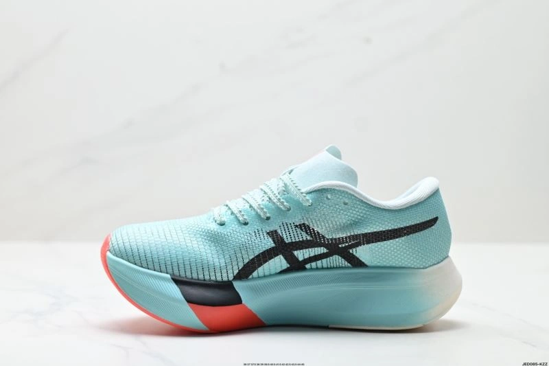Indistinguishable Asics Shoes