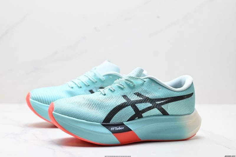 Indistinguishable Asics Shoes