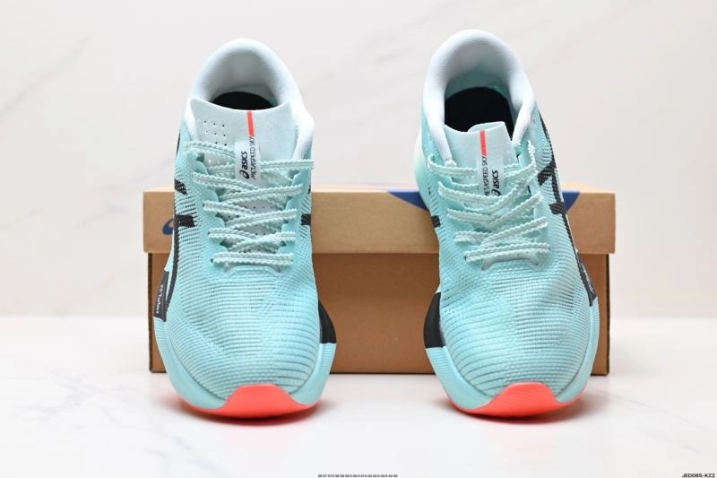 Indistinguishable Asics Shoes