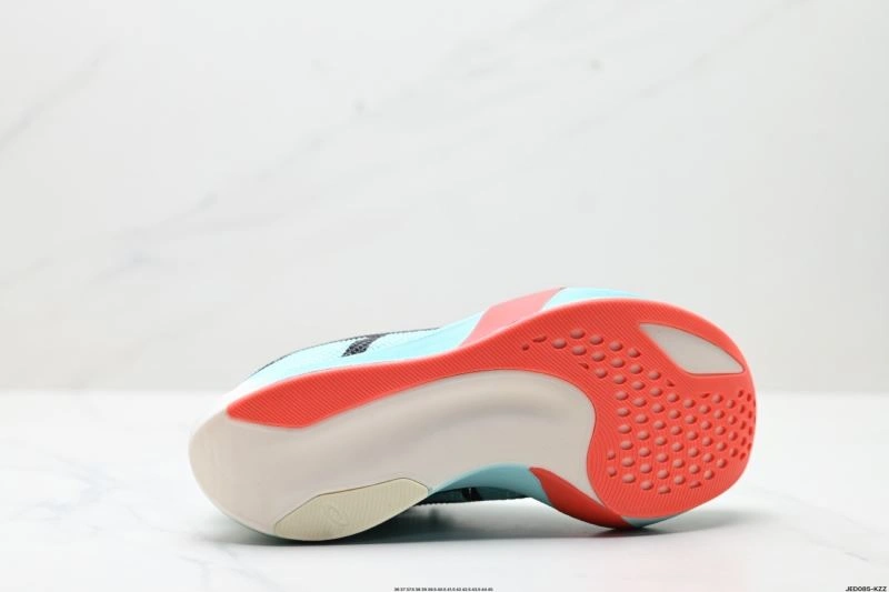 Indistinguishable Asics Shoes