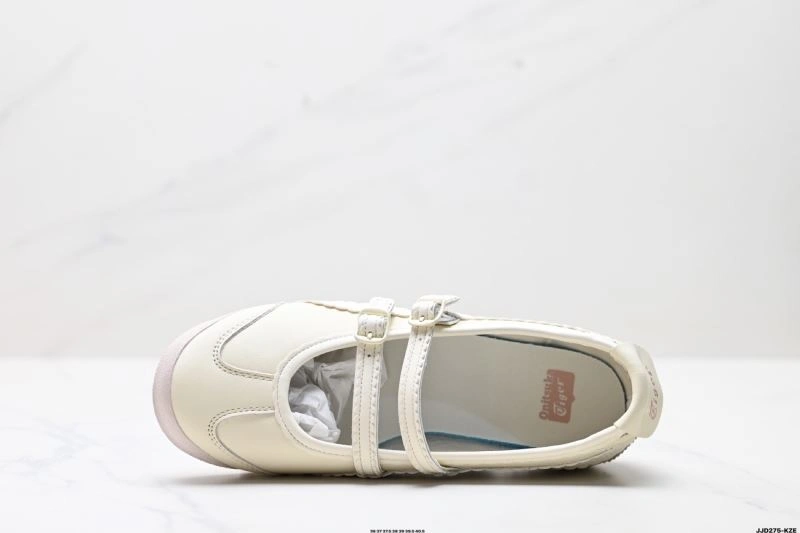 High fidelity Asics Shoes