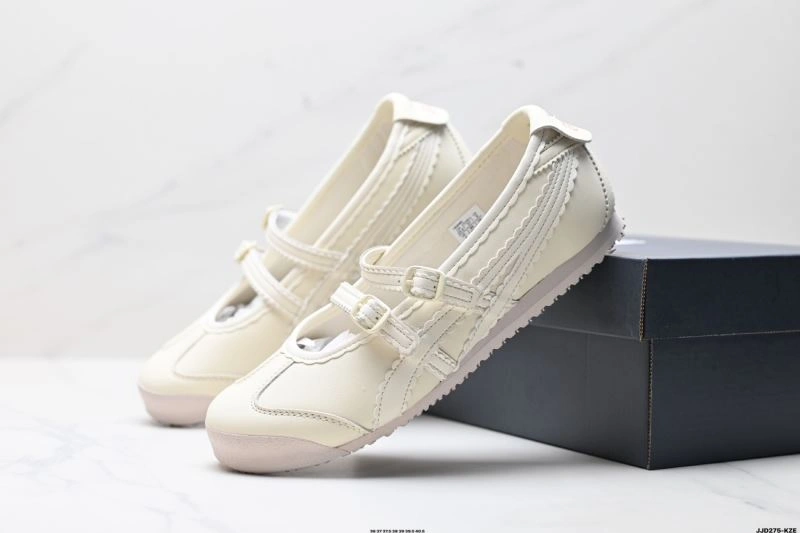 High fidelity Asics Shoes