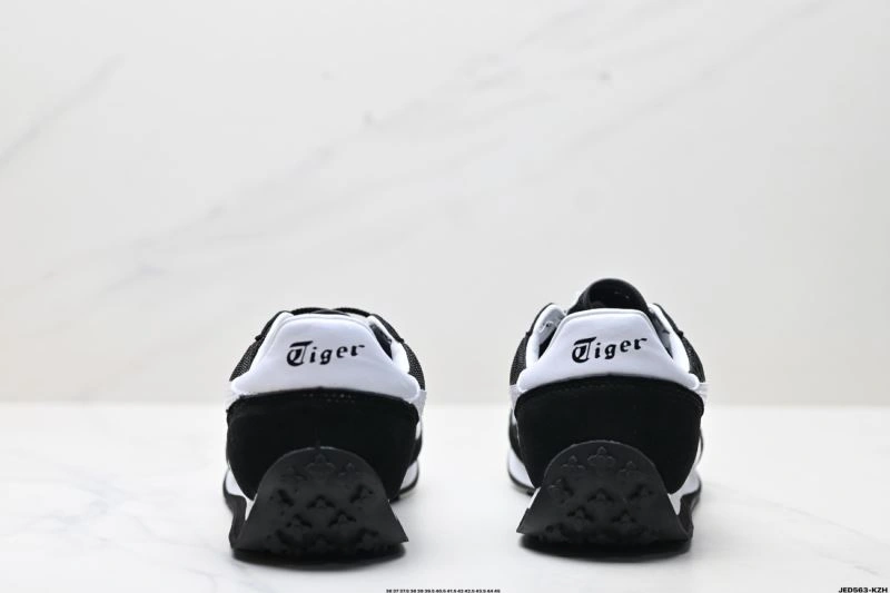 Precise copy Asics Shoes