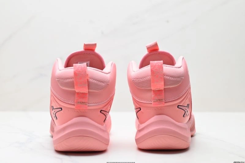 Top match Asics Shoes