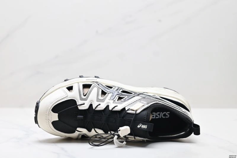 Brand-authenticated Asics Shoes
