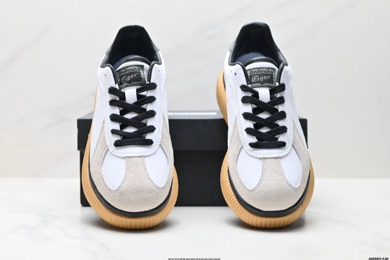 Exact replica Asics Shoes