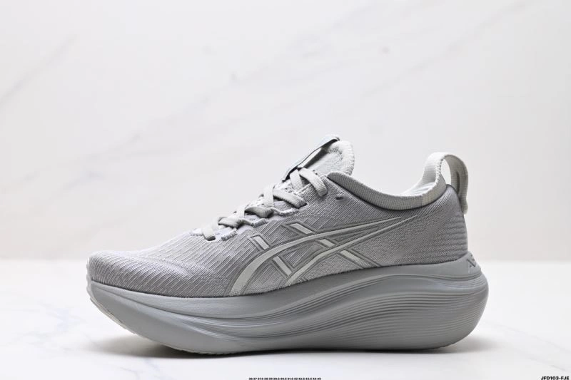 Accurate model Asics Shoes