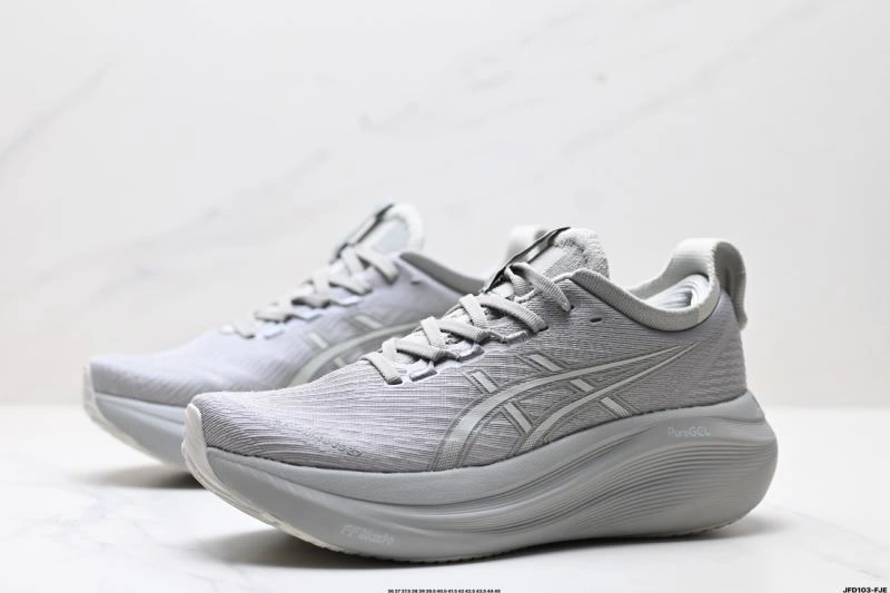 Accurate model Asics Shoes
