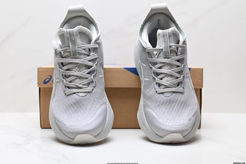 Accurate model Asics Shoes
