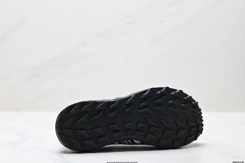 Exact replica Asics Shoes