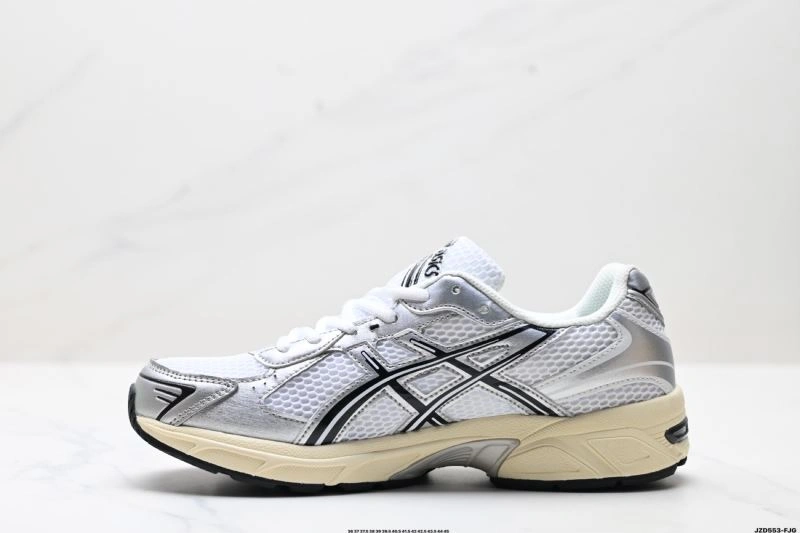 Brand-authenticated Asics Shoes