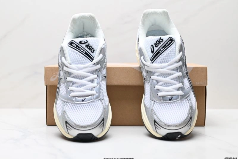 Brand-authenticated Asics Shoes