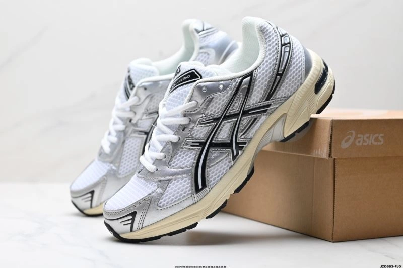 Brand-authenticated Asics Shoes