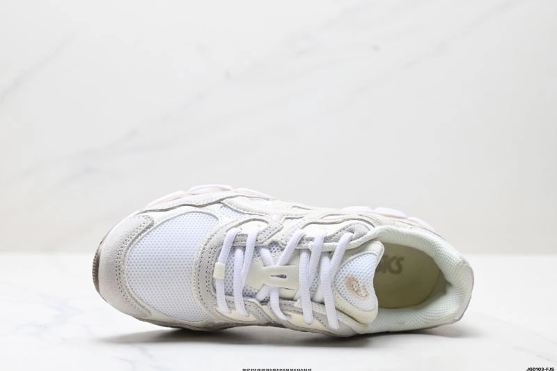 Top match Asics Shoes