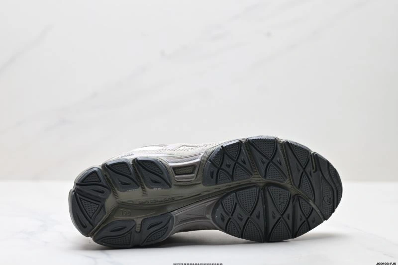 Inexpensive Asics Shoes