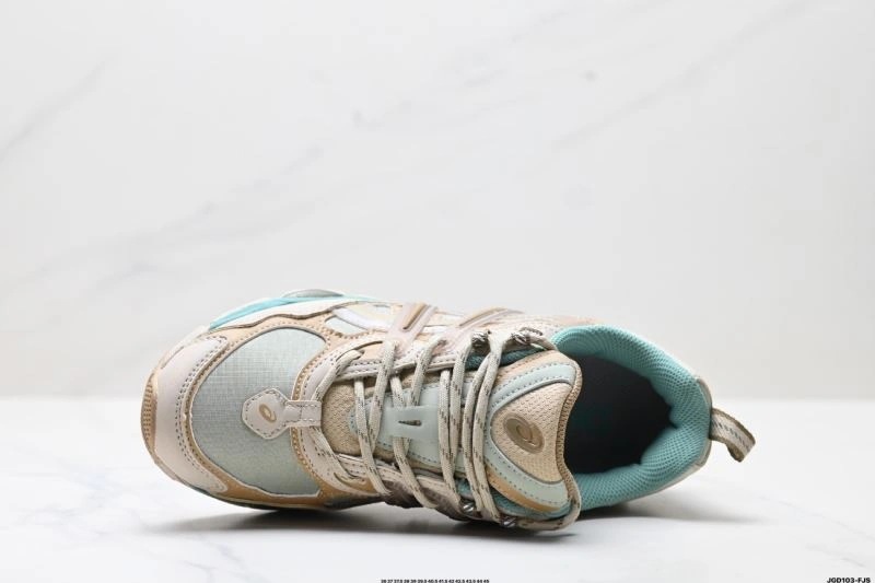 Low-cost Asics Shoes