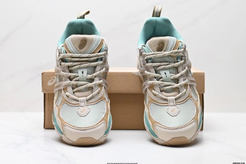 Low-cost Asics Shoes
