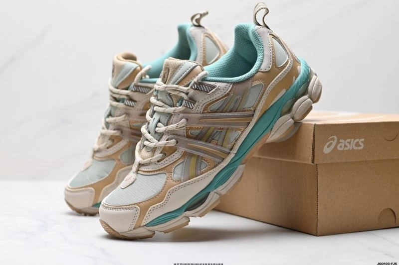 Low-cost Asics Shoes