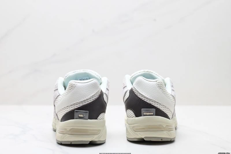 High fidelity Asics Shoes
