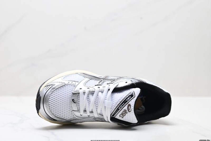Top match Asics Shoes