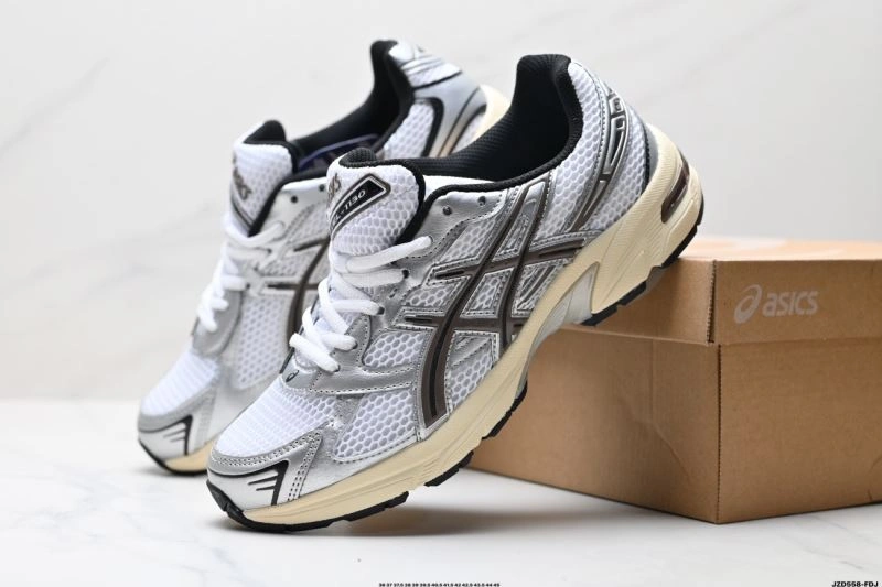 Top match Asics Shoes