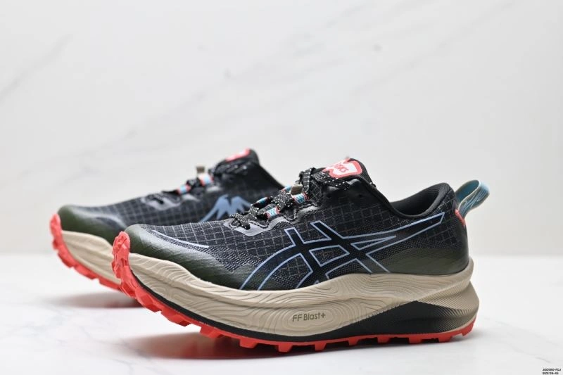 Accurate model Asics Shoes