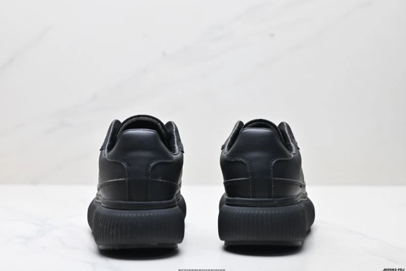 Brand-authenticated Asics Shoes