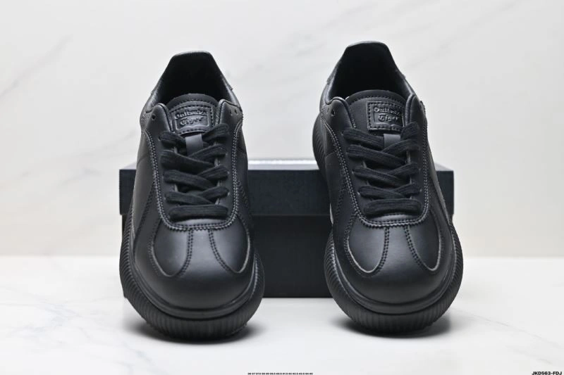 Brand-authenticated Asics Shoes