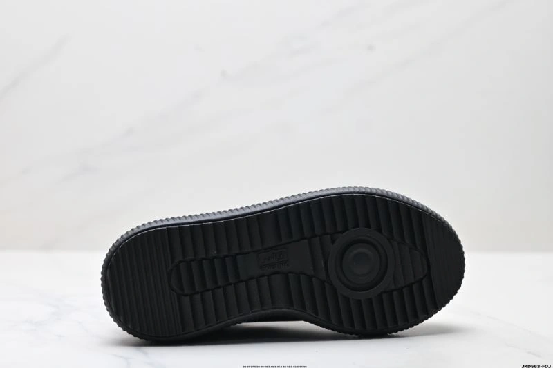 Brand-authenticated Asics Shoes