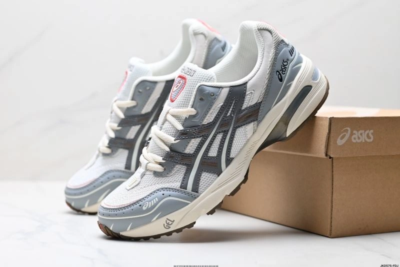 Discounted Asics Shoes