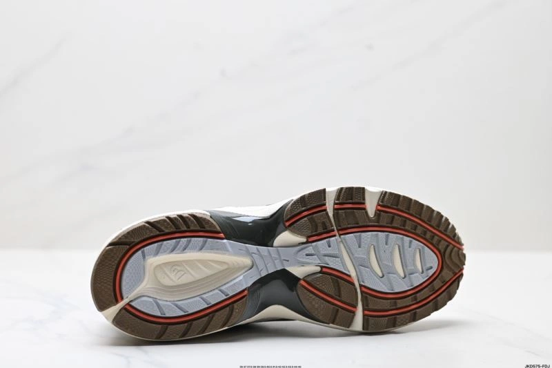 Discounted Asics Shoes