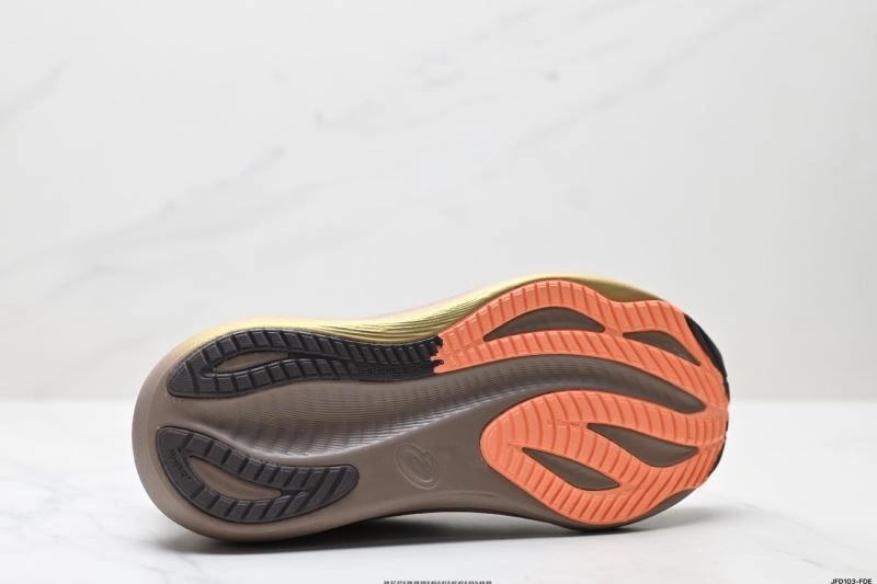Accurate model Asics Shoes