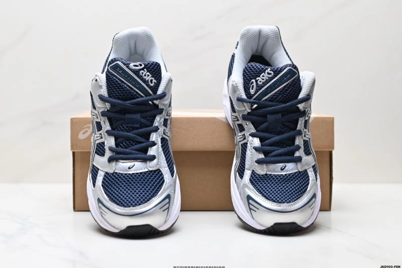 Top mirror Asics Shoes