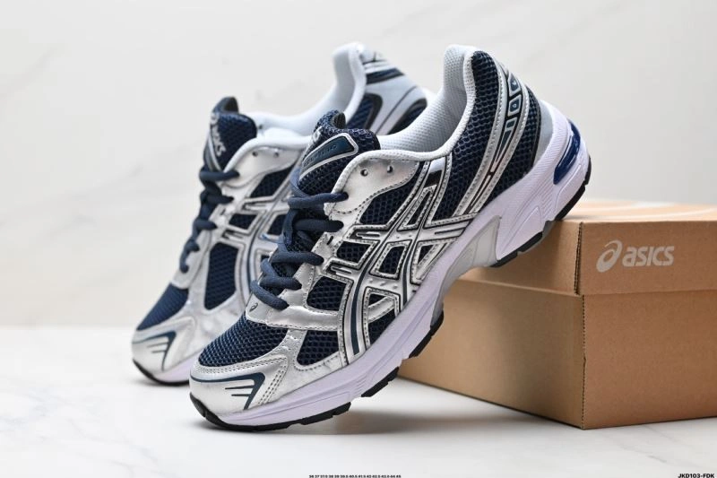 Top mirror Asics Shoes