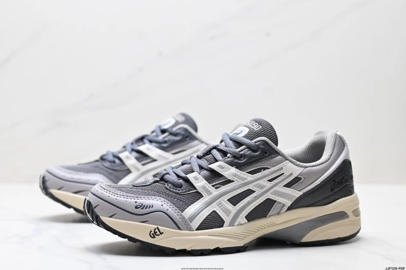 Bargain Asics Shoes