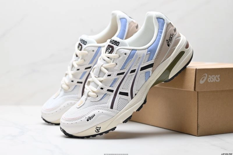 Top mirror Asics Shoes