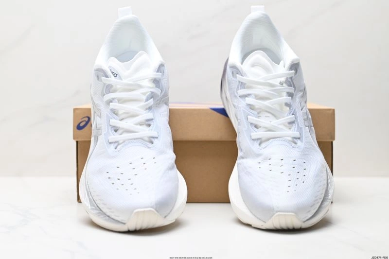 Top match Asics Shoes