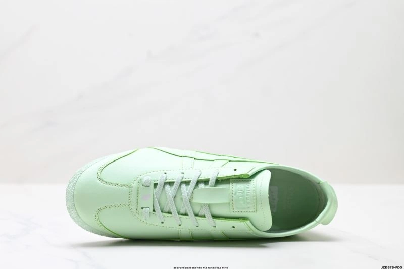 Precise copy Asics Shoes