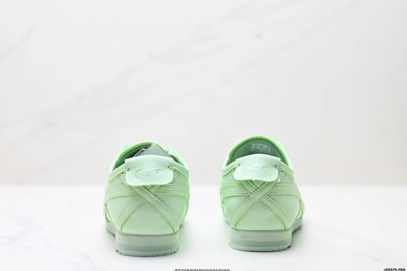 Precise copy Asics Shoes