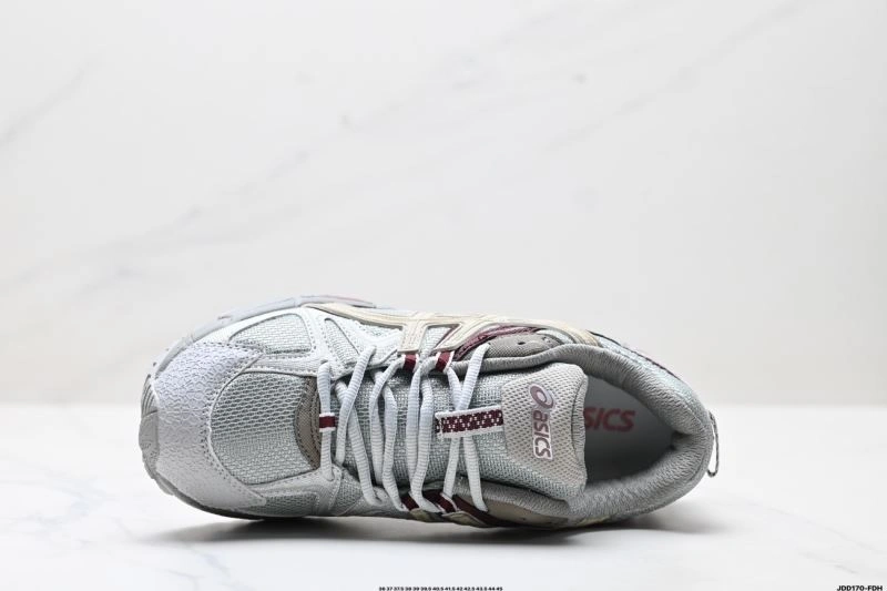 High fidelity Asics Shoes