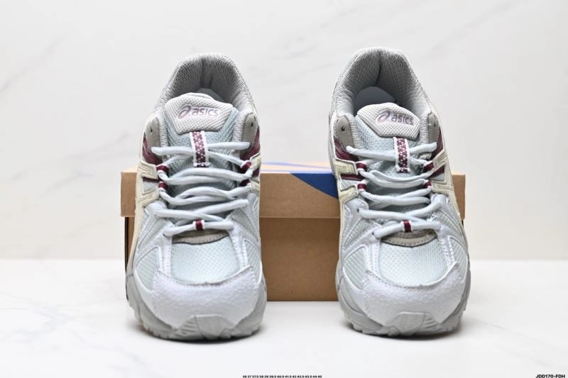 High fidelity Asics Shoes