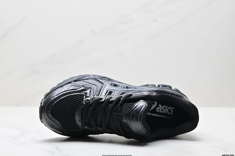 Bargain Asics Shoes