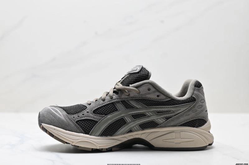 Inexpensive Asics Shoes