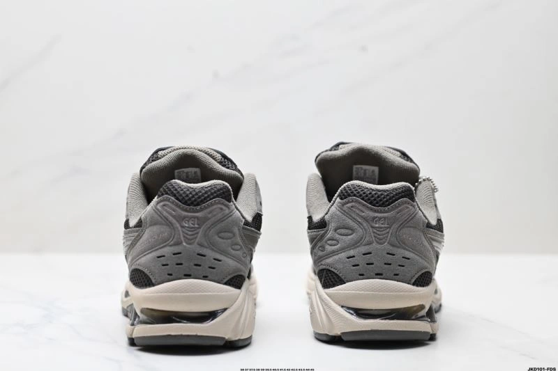 Inexpensive Asics Shoes
