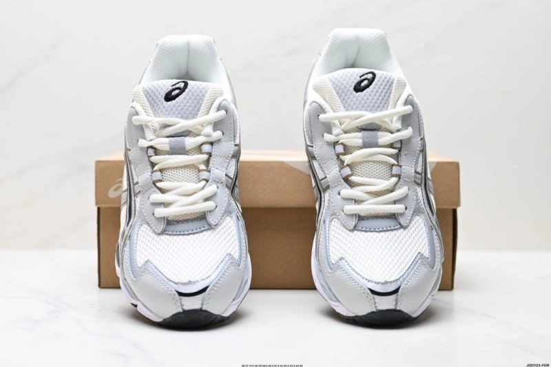 Top mirror Asics Shoes