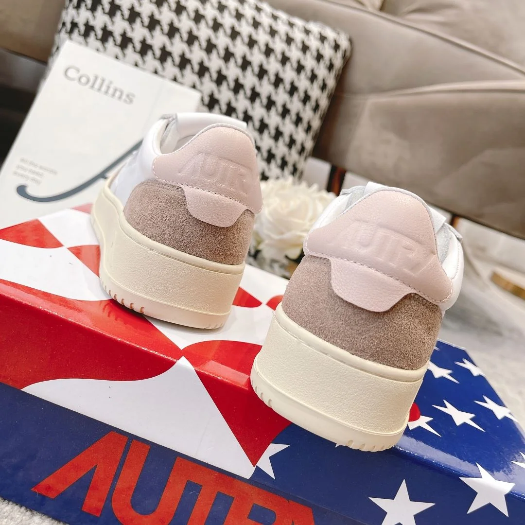 Indistinguishable Autry Shoes