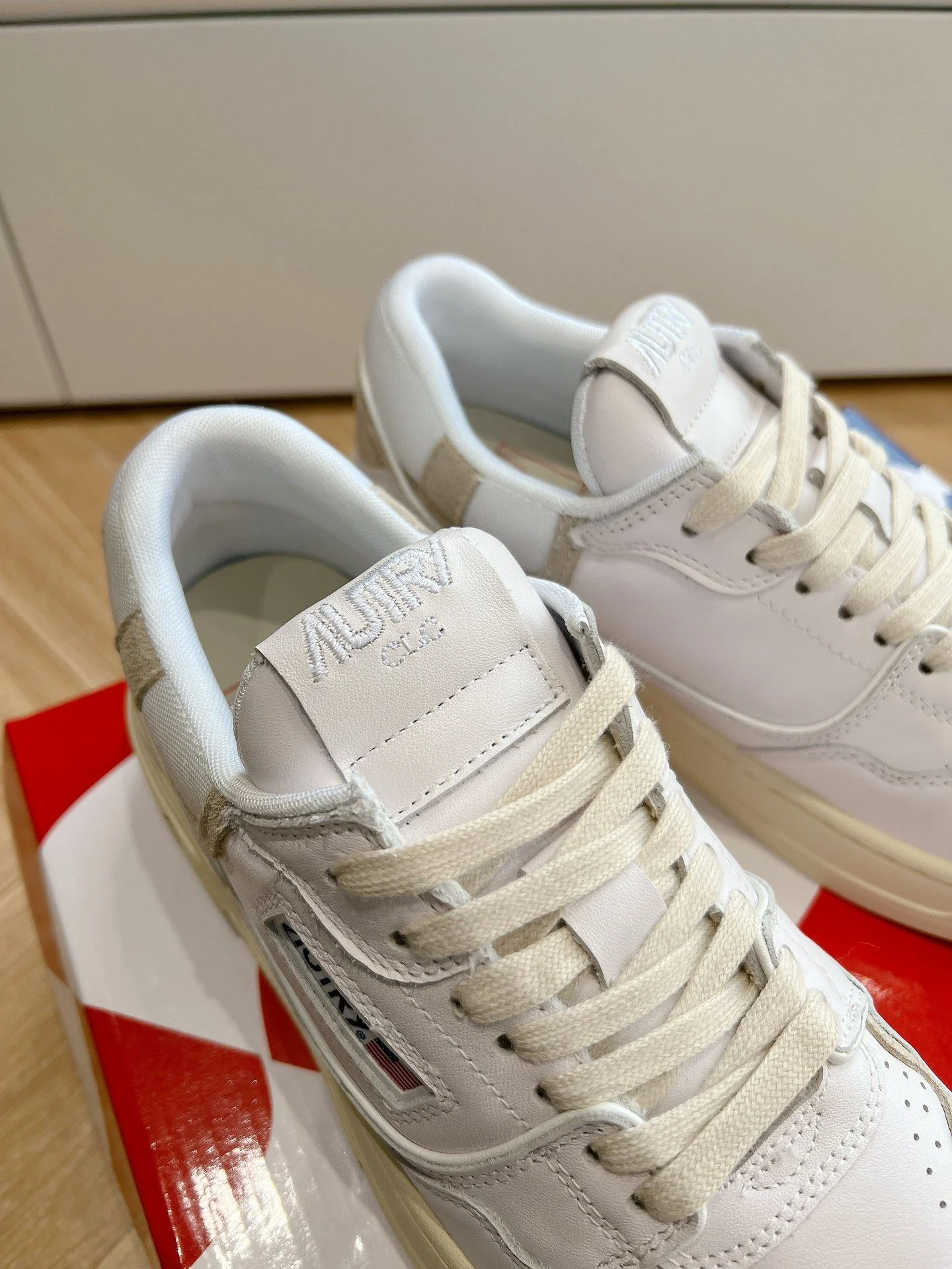 High accuracy Autry Shoes